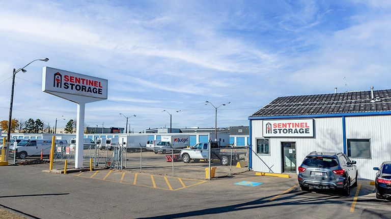 Edmonton High Park Park Self Storage Units | Sentinel Storage